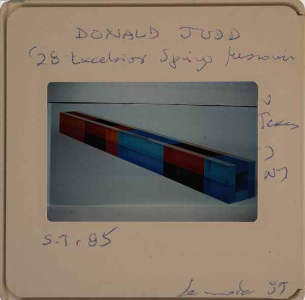 Judd, Donald. [Sin Título]. - Bilbao Museoa