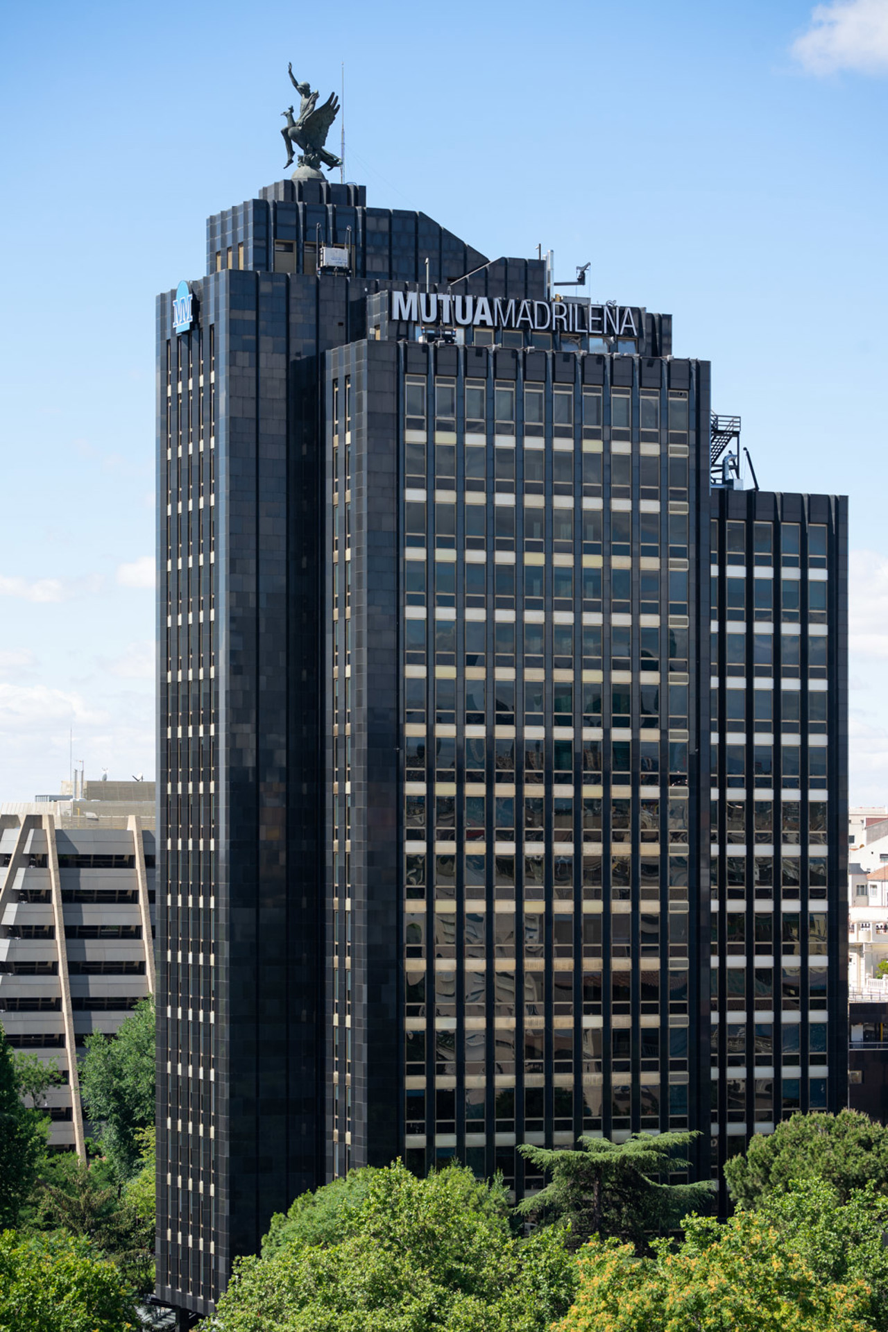 Edificio La Unión y el Fénix - La Casa de la Arquitectura