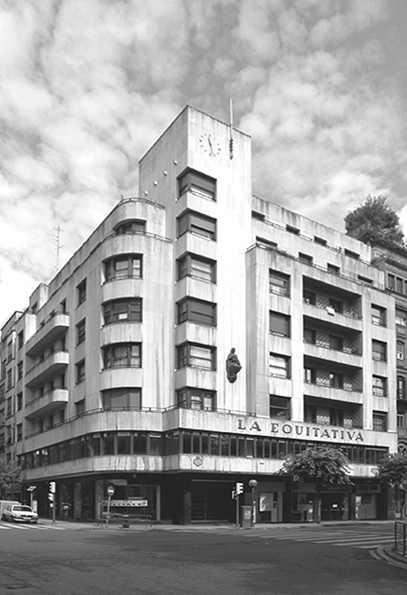 Edificio Equitativo EDIFICIO SINGULAR EDIFICIO DA EQUITATIVA EN VIGO