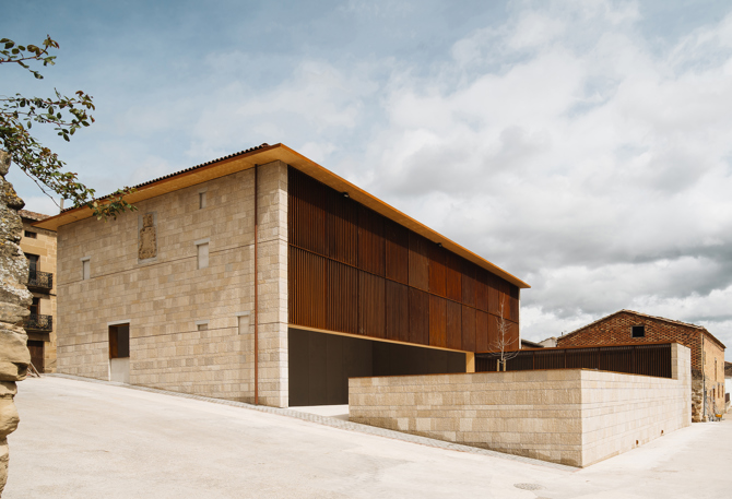 Frontón Maeztu - La Casa de la Arquitectura