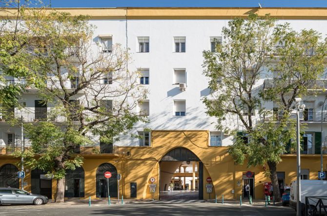 Viviendas y Estación de Autobuses del Prado de San Sebastián - La Casa ...