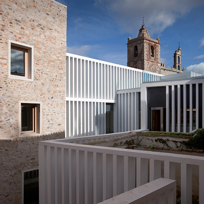 Edificio Embarcadero en Cáceres - La Casa de la Arquitectura