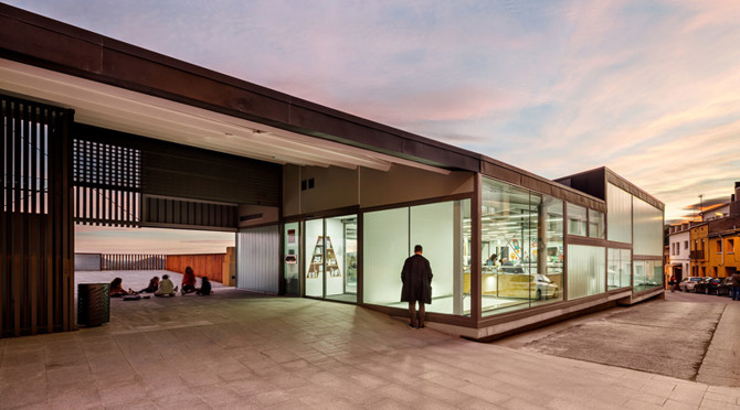 Biblioteca y Centro de día en el Centro Fraternal de Òdena - La Casa de ...