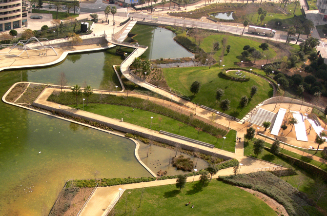 Parque de Diagonal Mar - La Casa de la Arquitectura