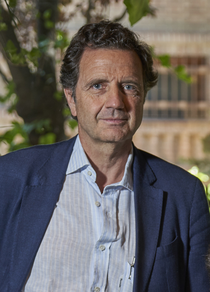 Alejandro Bueso-Inchausti - La Casa de la Arquitectura