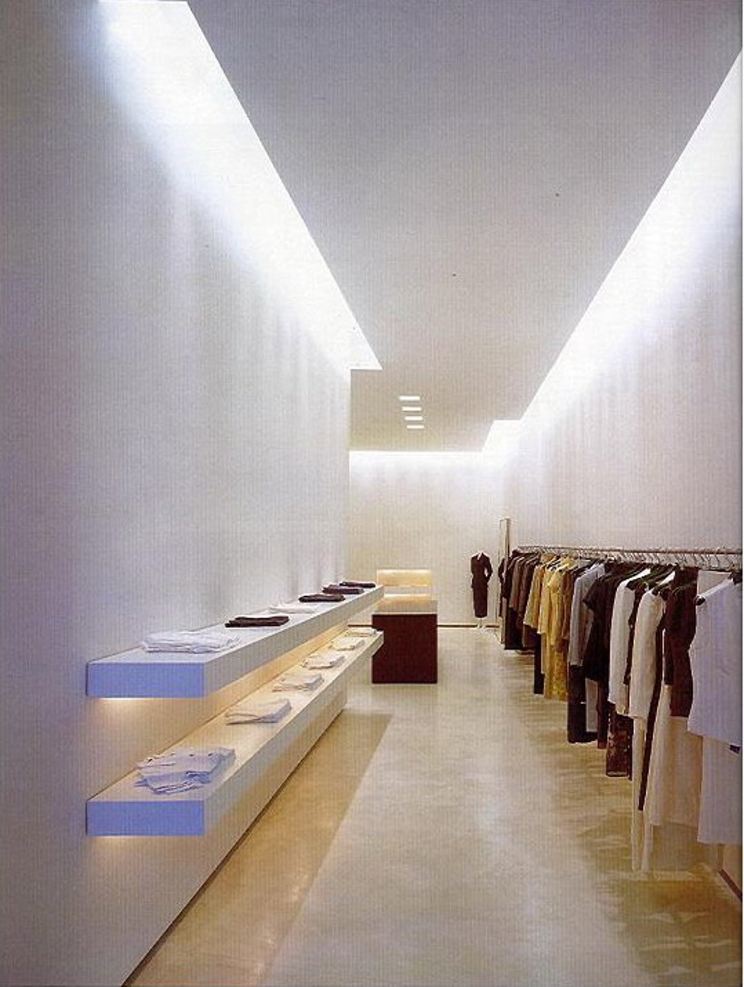 Tienda Julie Sohn - La Casa de la Arquitectura