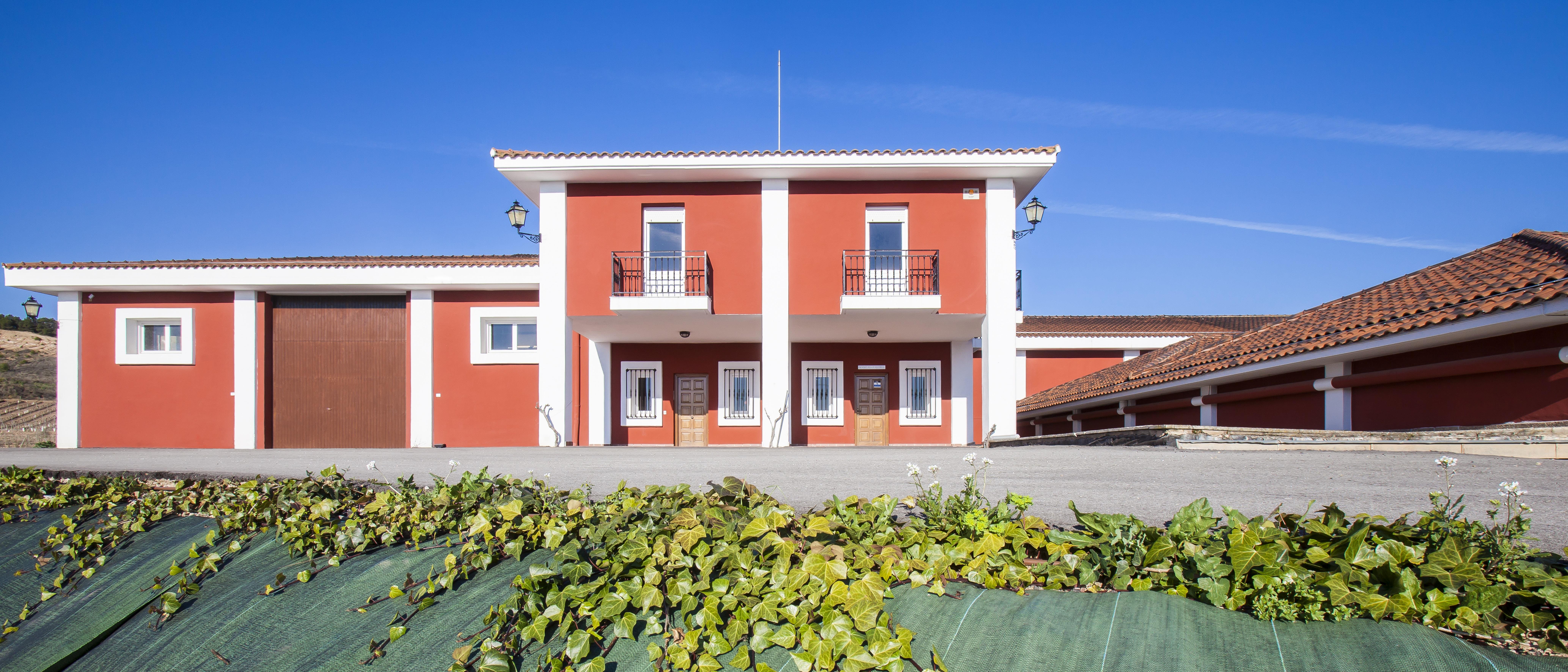 Bodegas Valoria - Bodegas - La Rioja Turismo